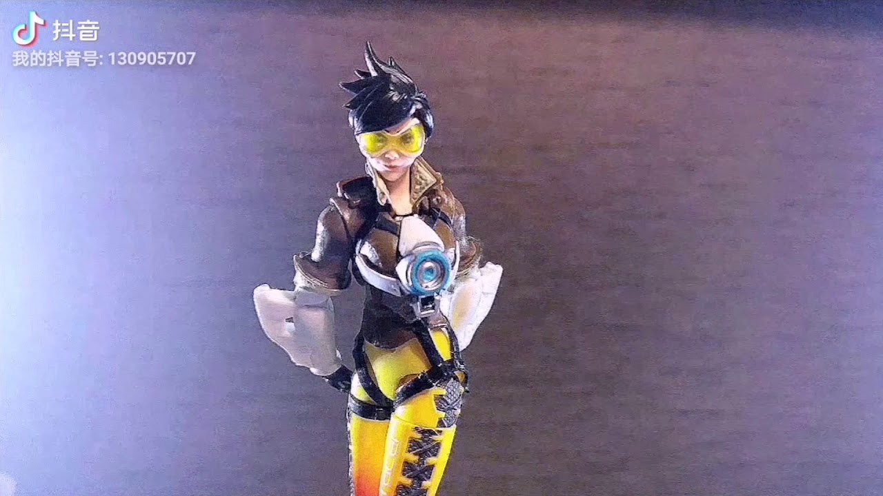 overwatch stopmotion tracer dancing - YouTube