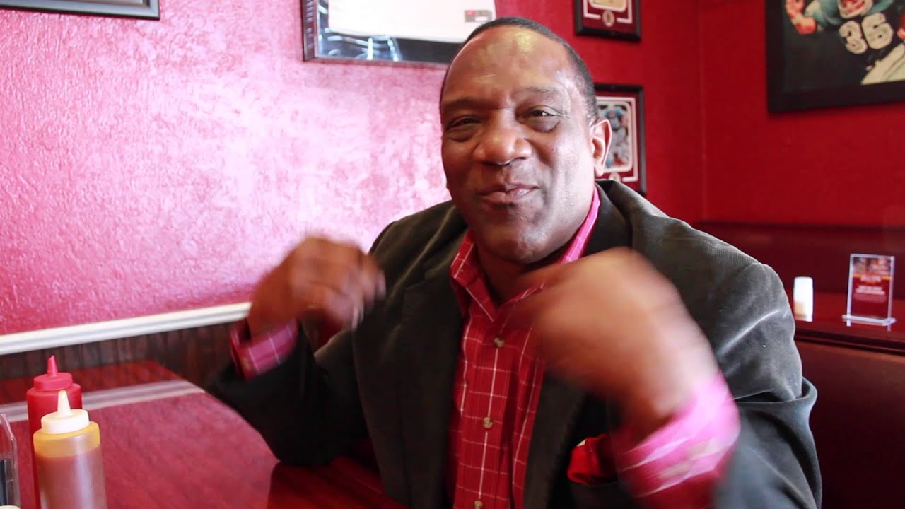 Billy Sims BBQ - YouTube