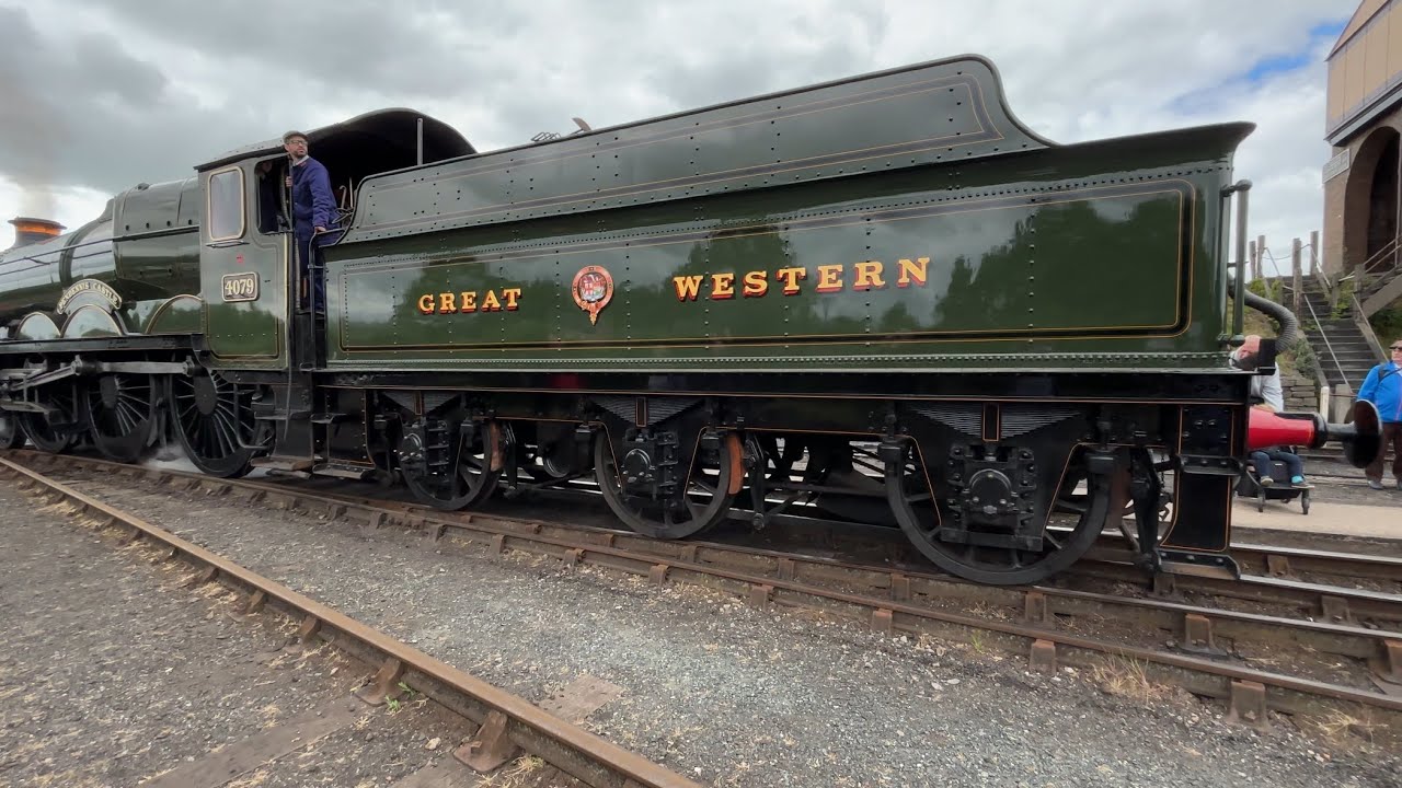 GWR 4073 ‘Castle’ | 4079 Pendennis Castle | Light Loco & Whistle ...