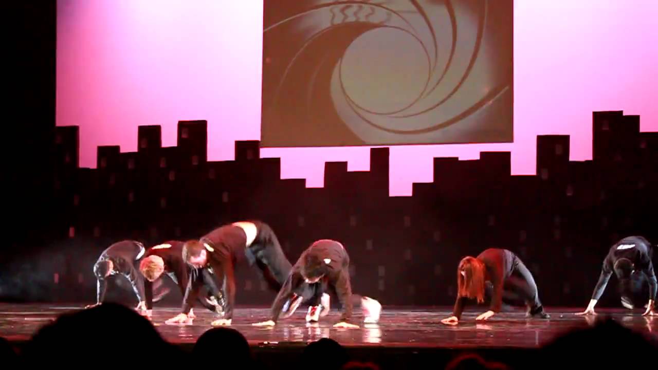 James Bond Breakdance UCL Dance Show 2010 - YouTube