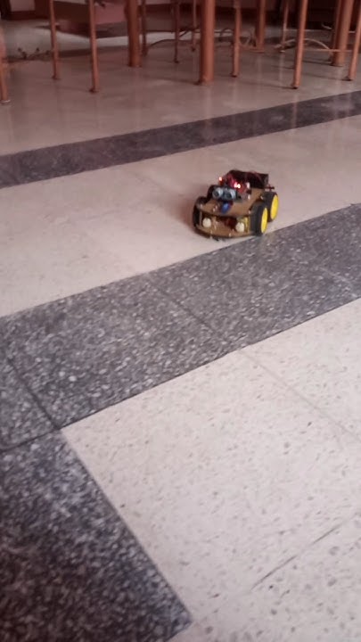 Arduino vehiculo robot #02 evita obstaculos - YouTube