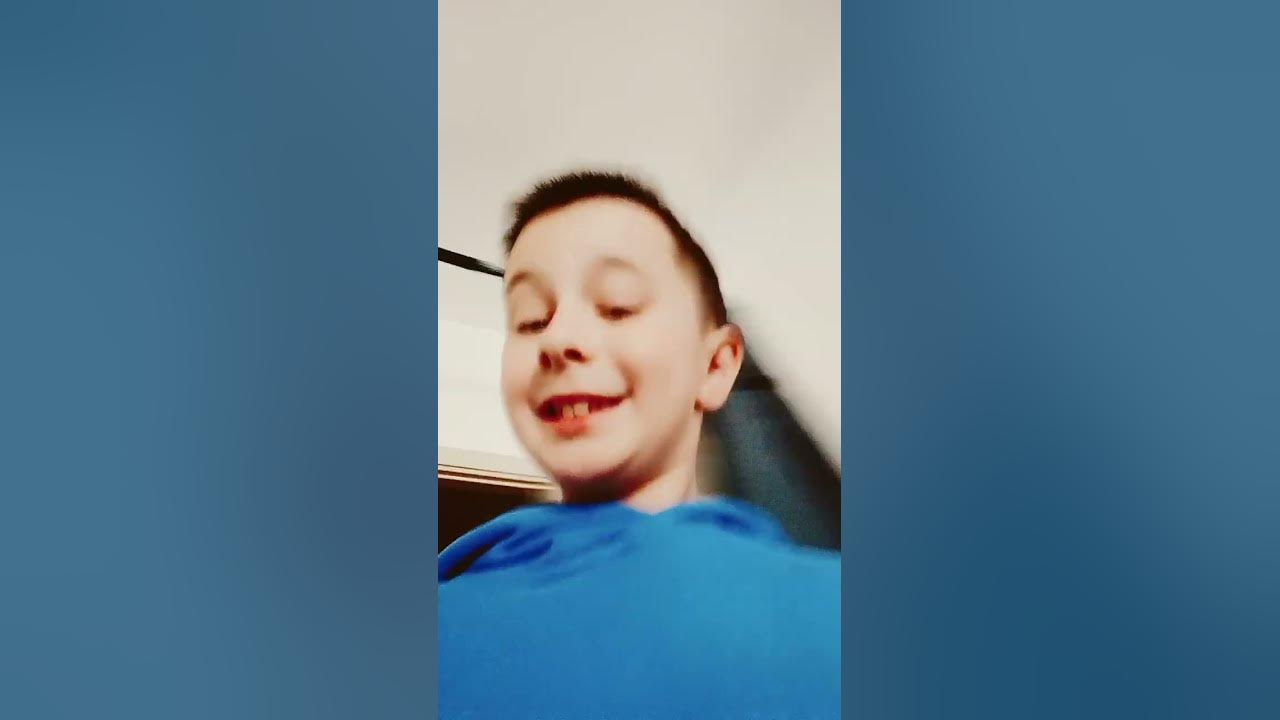 Я изменил название канала и аву Youtube