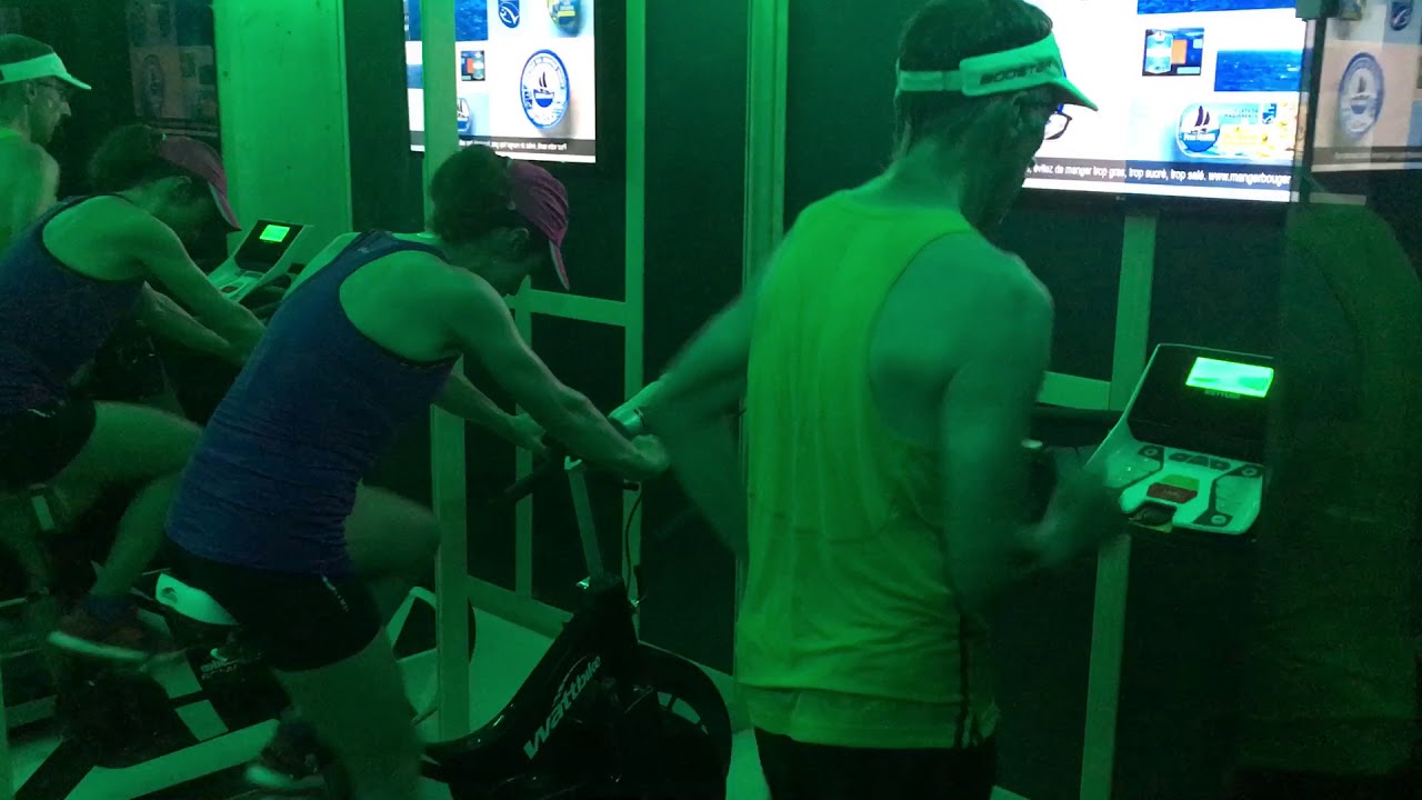 Entraînement dans la thermo training room - YouTube