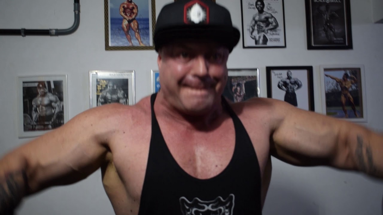 TREINANDO RÁPIDO E COMPLETO DE OMBROS!!!! PINDUCA - YouTube