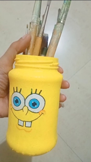 OLD JAR REUSE IDEA💡 #brushholder #jarpainting #paintbrushes # ...