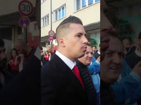 Ünsal Arik kann unter Erdoğan-Anhängern seine Meinung sagen.