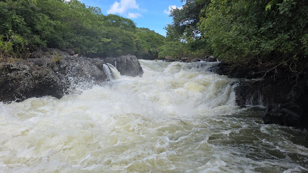 🚨🛑PRECAUCIÓN 🚨🛑 NUEVAMENTE DESCARGAS AL 90% EN ALIVIADERO PRESA CEL ...