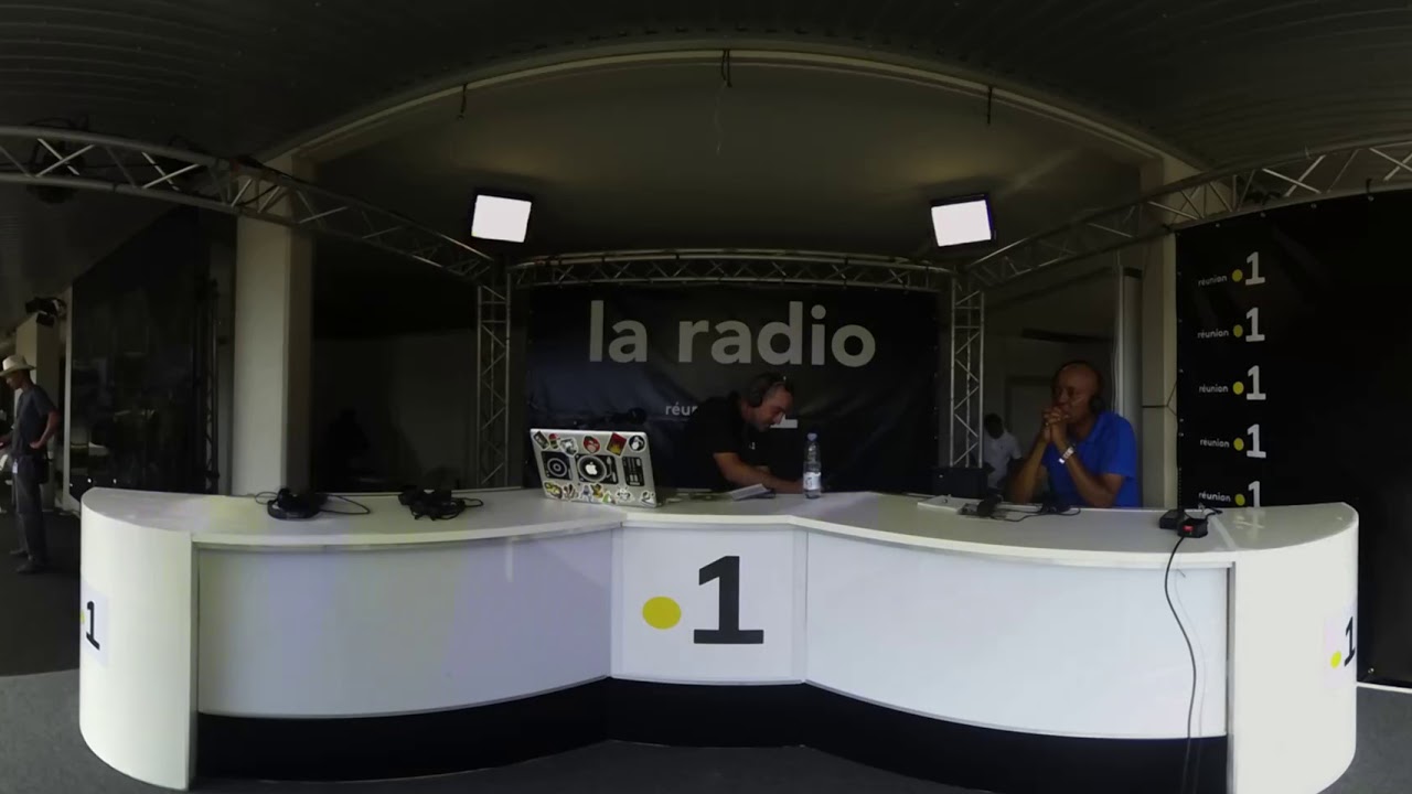 La radio 360 au salon de la maison le 29 avril - YouTube