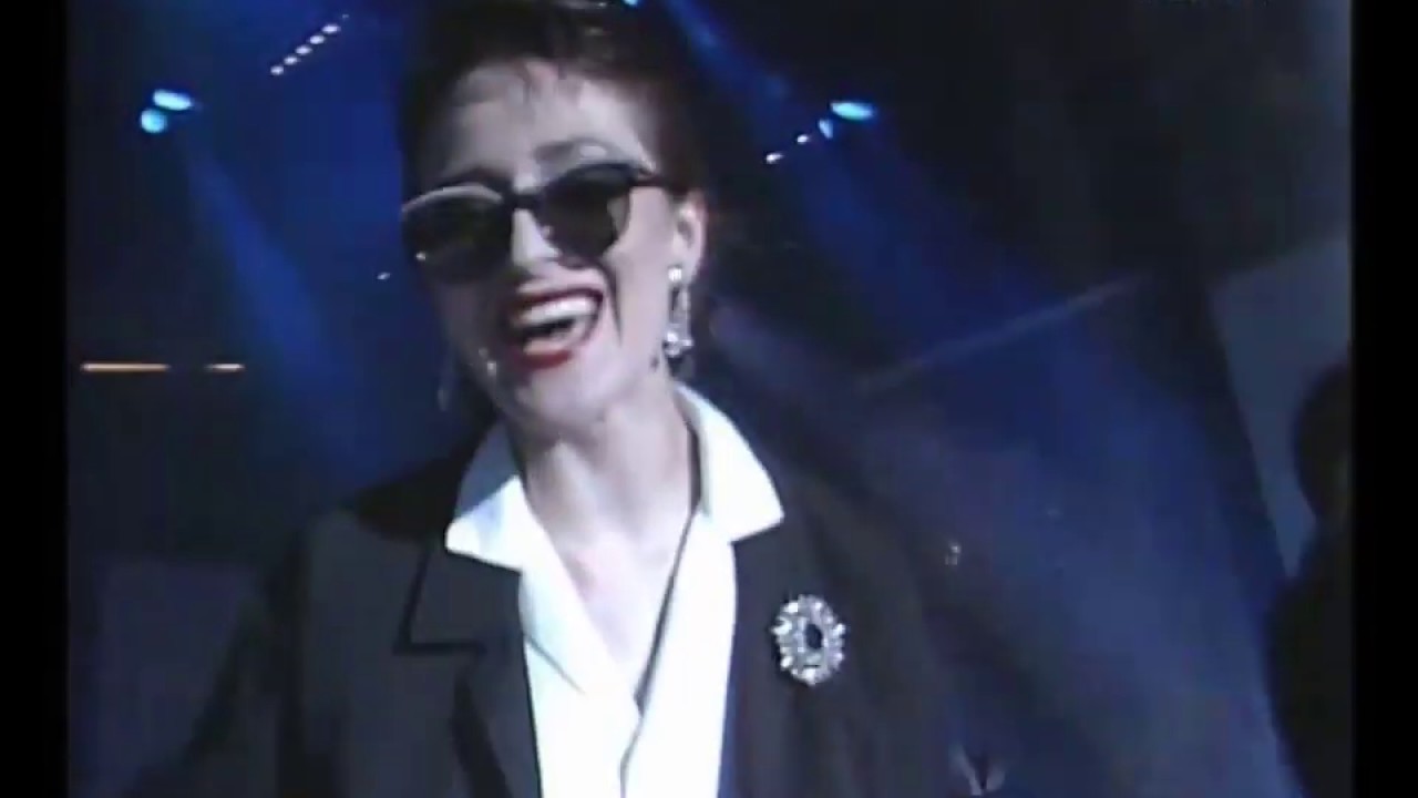 Matt Bianco with Basia - Sneaking Out the Back Door, Festivalbar 1984 ...