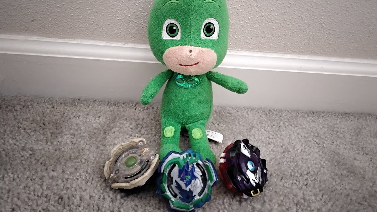 battling my baby beyblade! - YouTube