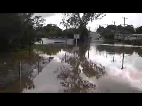 Ipswich flood, Goodna January 12 2011 - YouTube
