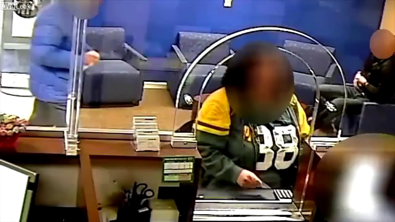 Bank Robber Fatally Shot By Chase Bank Security Guard - YouTube