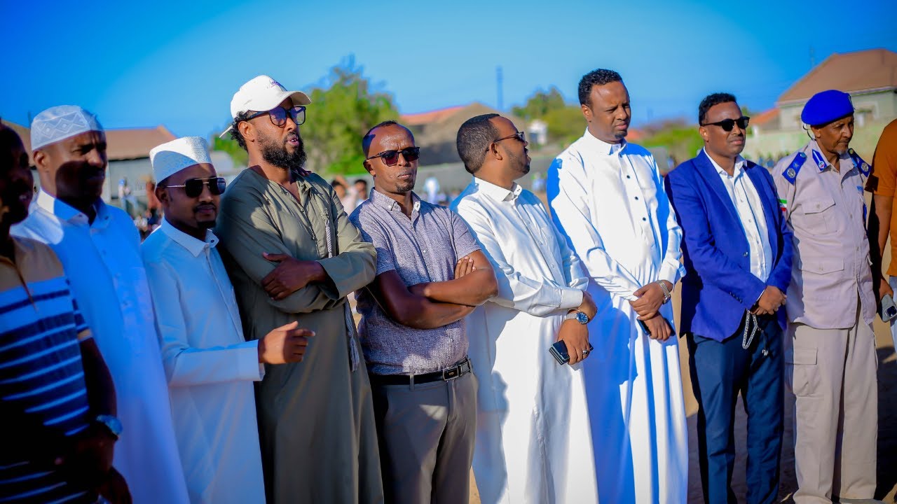 Wareega Ramadaanta Gabiley - Axmed-Kayse Isha Borama - YouTube