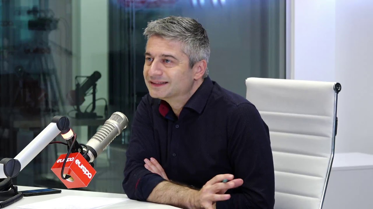 Piața Victoriei, cu Tudor Musat si analistul politic Adrian Zăbavă ...