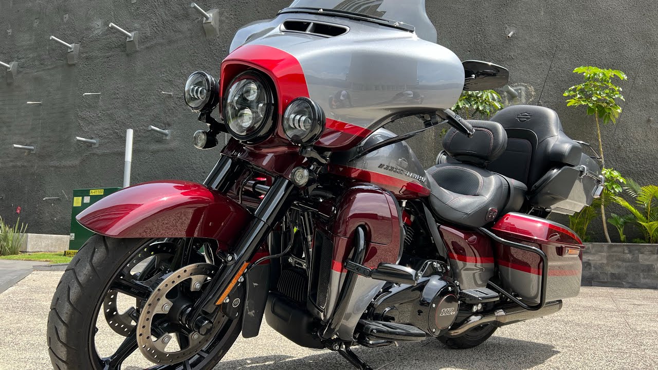 Harley Davidson CVO Limited 2019 - YouTube