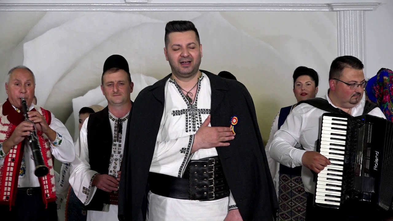 Mircea Cartisorean - La Sibiu si-n Boisoara - YouTube