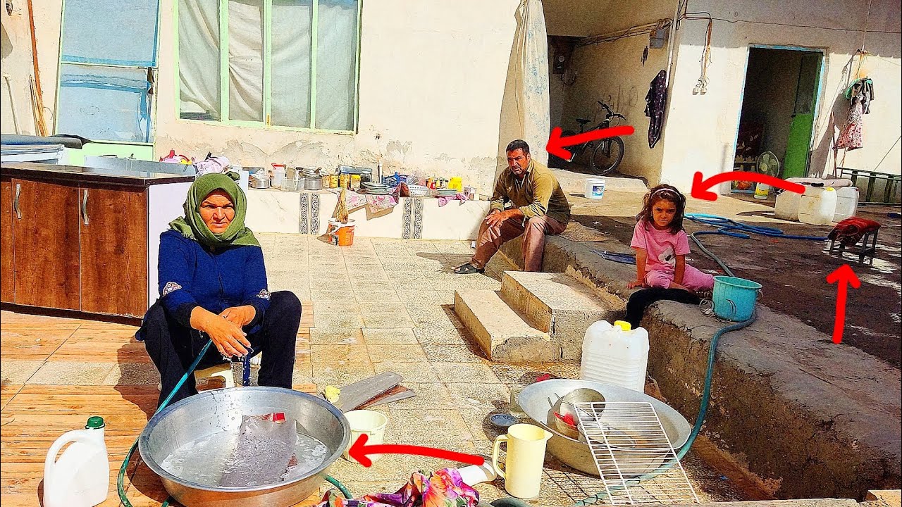 Family Spring Cleaning in an Iranian Desert Village 🏜️ | Carpet Washing ...