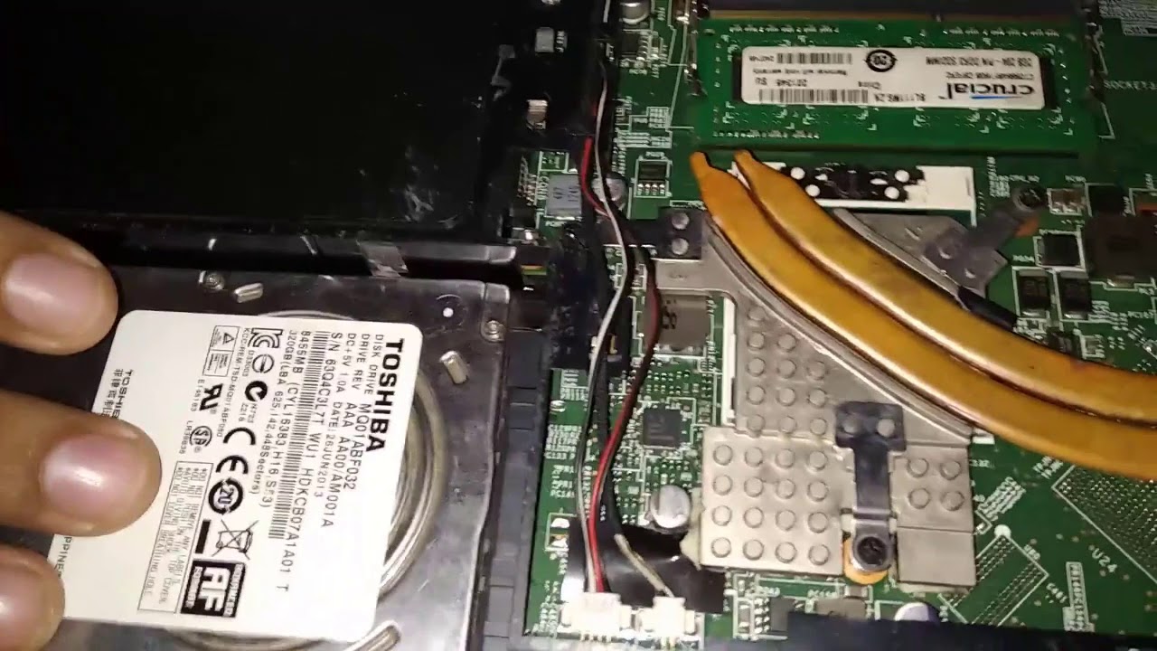 Reparación de laptop vit P2400 - YouTube