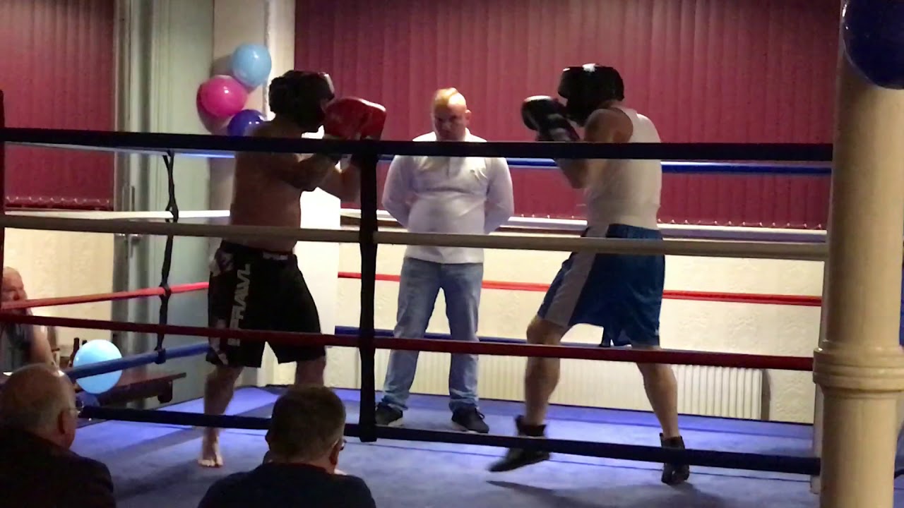 St Thomas Charity Boxing Night 2017 Chris v Terry Round 1 - YouTube