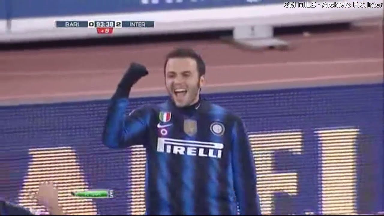 2010-11 (23^ - 03-02-2011) Bari-INTER 0-3 [Kharja,Pazzini,Sneijder] Gol ...