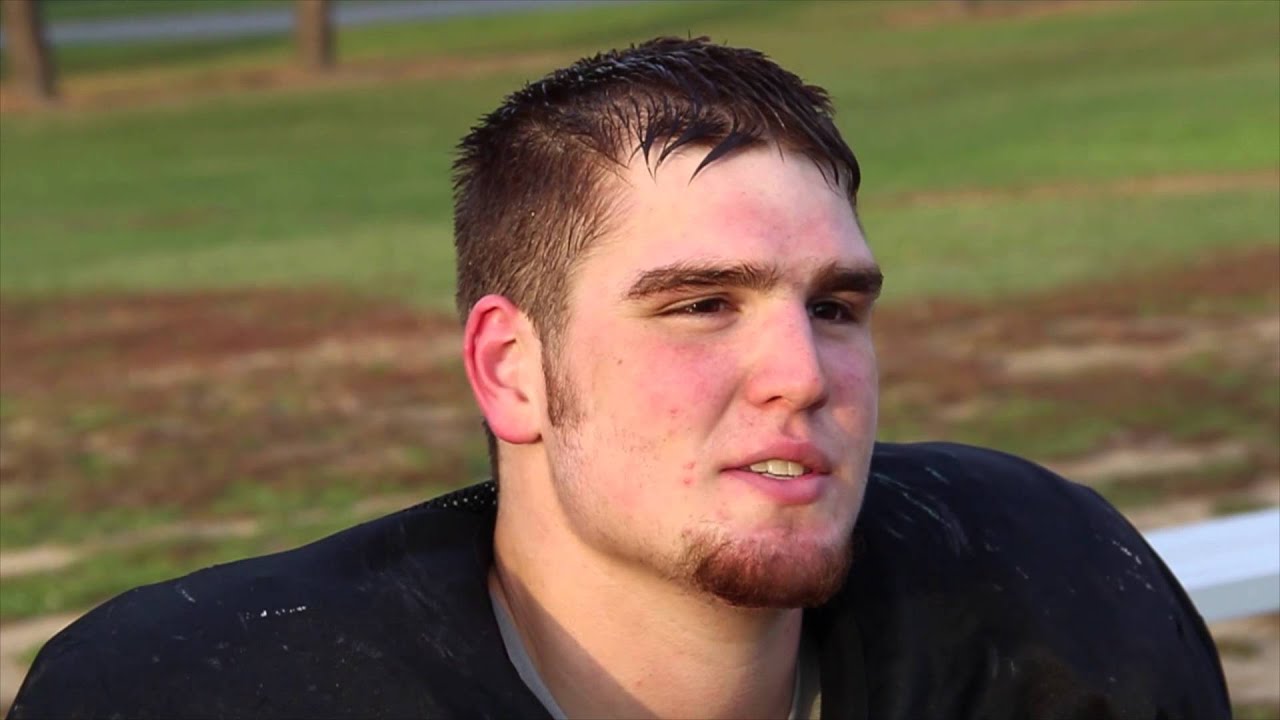 Mendon lineman Logan Slaughter - YouTube