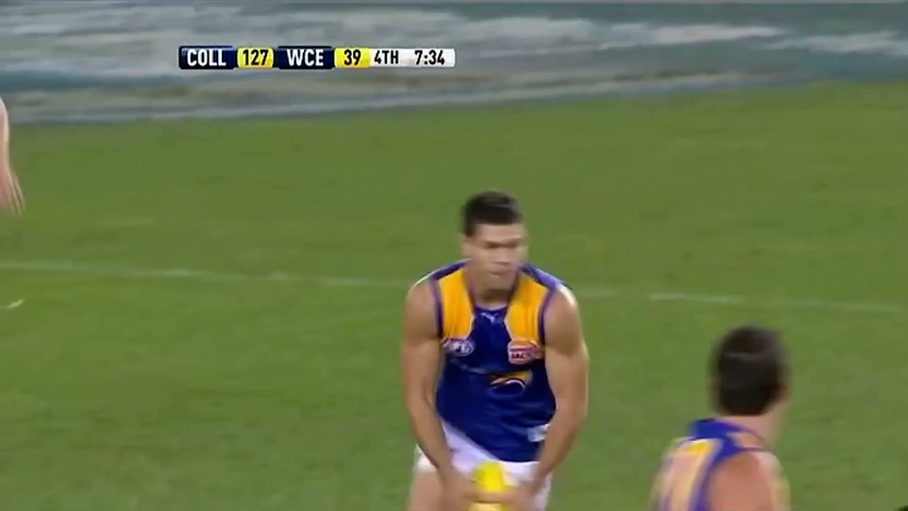 Ben McKinley goals over his head (Round 14 2010) - YouTube