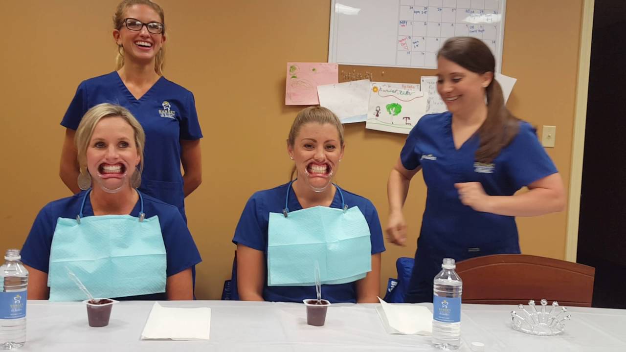 dental cheek retractor - YouTube