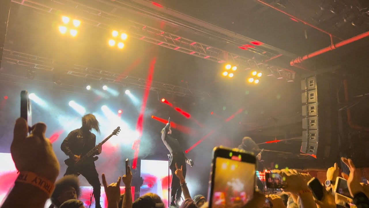 Bad Omens - Nowhere to Go (Live in Charlotte, NC November 3rd 2022 ...
