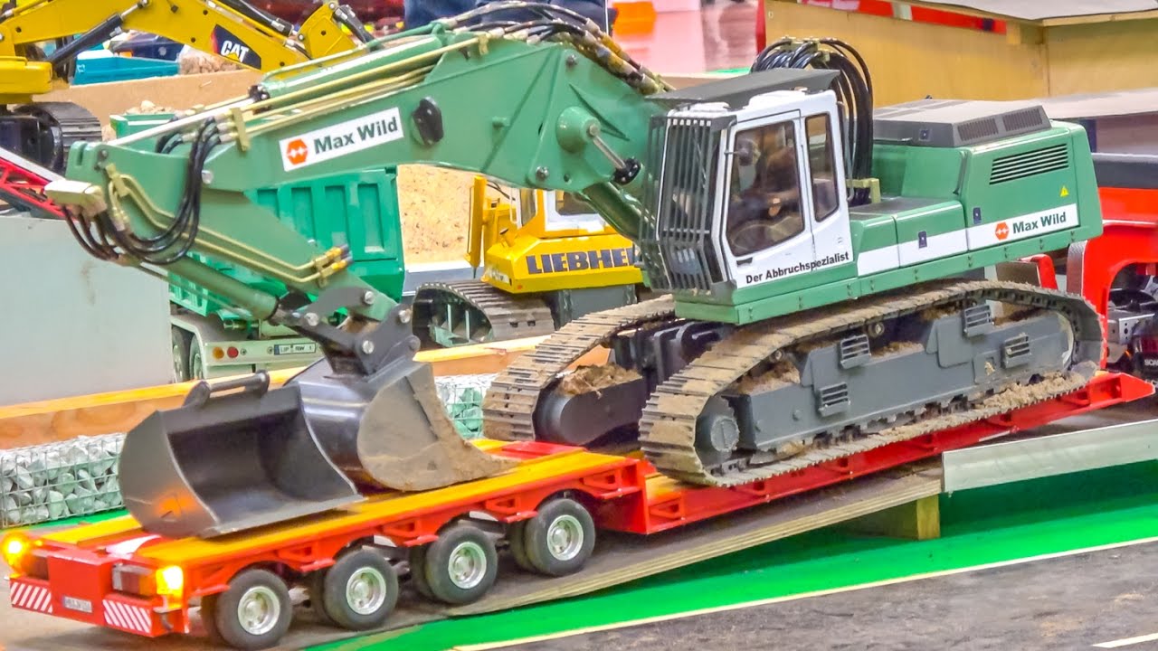 FANTASTIC RC trucks and construction machines in BIG ACTION! - YouTube