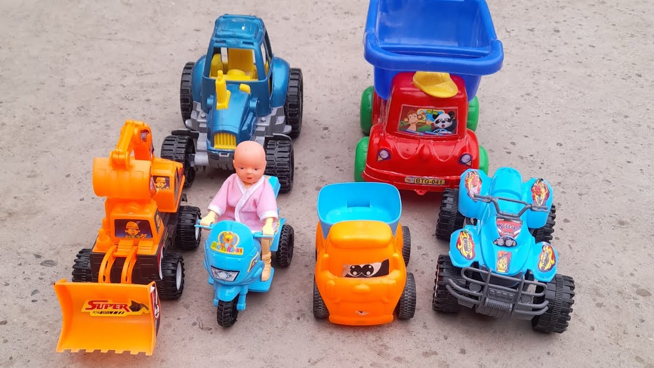 We watch children's toys fall from a height. Kamaz excavator tractor🚜 ...