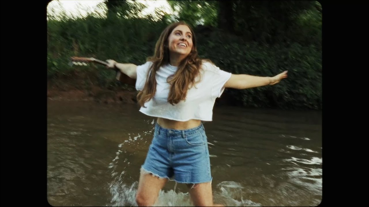 Ireland Donovan - Long Gone (Official Visualizer) - YouTube