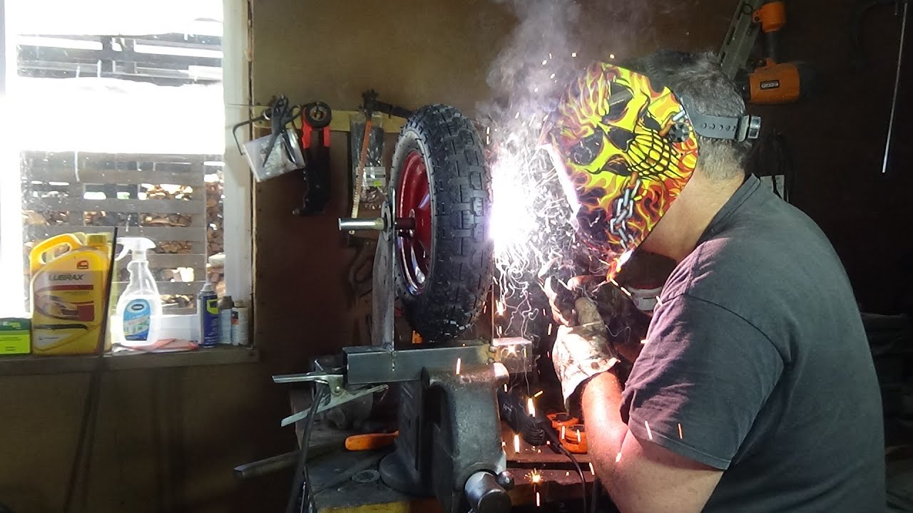 Chicken Schooner in Patagonia - YouTube