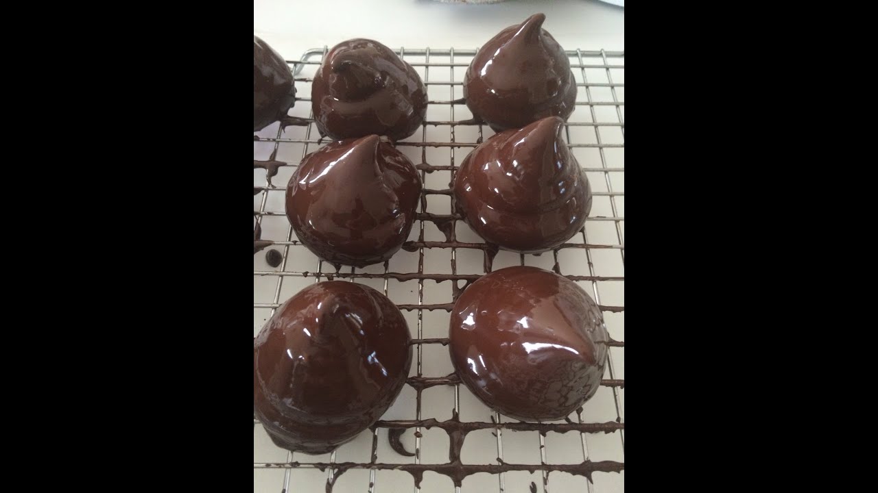 How to make chocolate marshmallow treat - Schaumküsse - YouTube