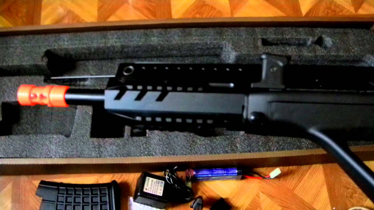 JG AUG a4 new rail system - YouTube