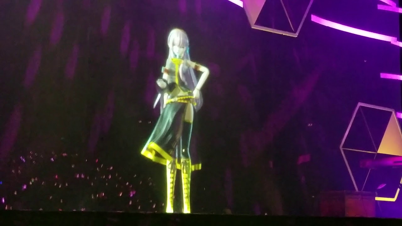 Megurine Luka - Luka Luka Night Fever - Miku Expo 2018 - Los Angeles ...