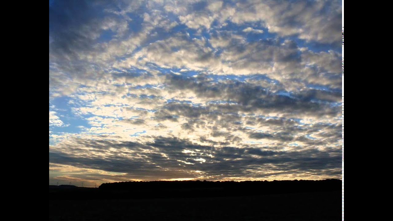 ALTOCUMULUS CLOUDS / NUAGES TIME LAPSE (FRANCE). - YouTube