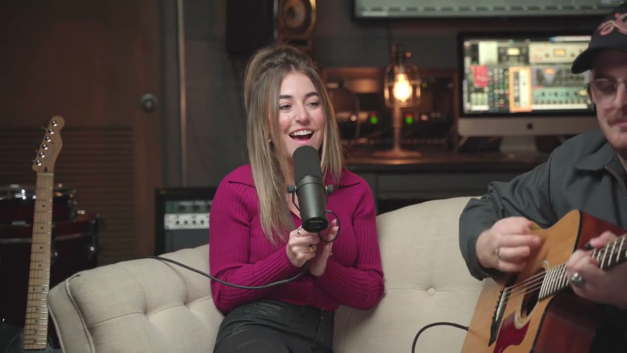 Logan Alexandra - Obsessed With You (Acoustic Version) - YouTube