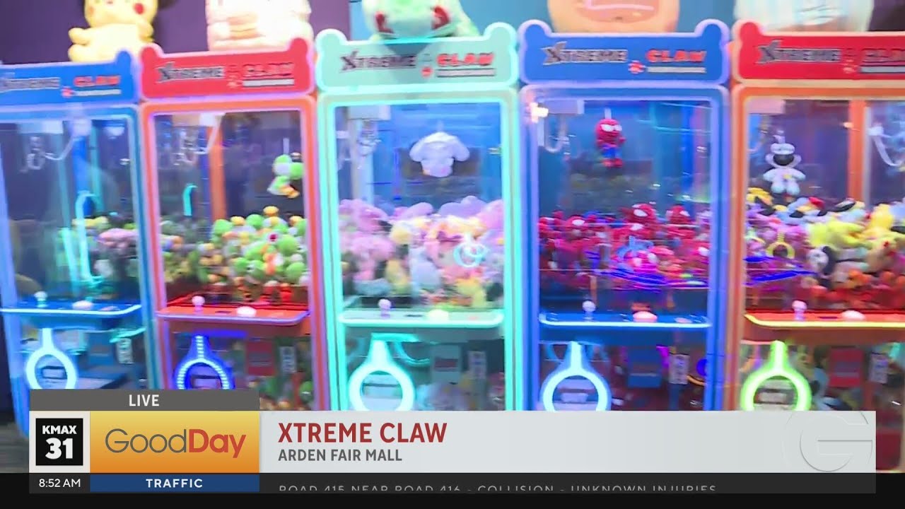 Xtreme Claw in Arden Fair Mall! - YouTube