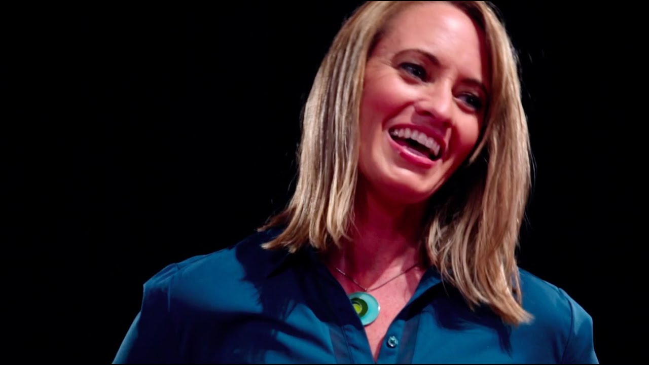 Lisa Cummings Keynote Speech: Leverage Your Strengths At Work - YouTube