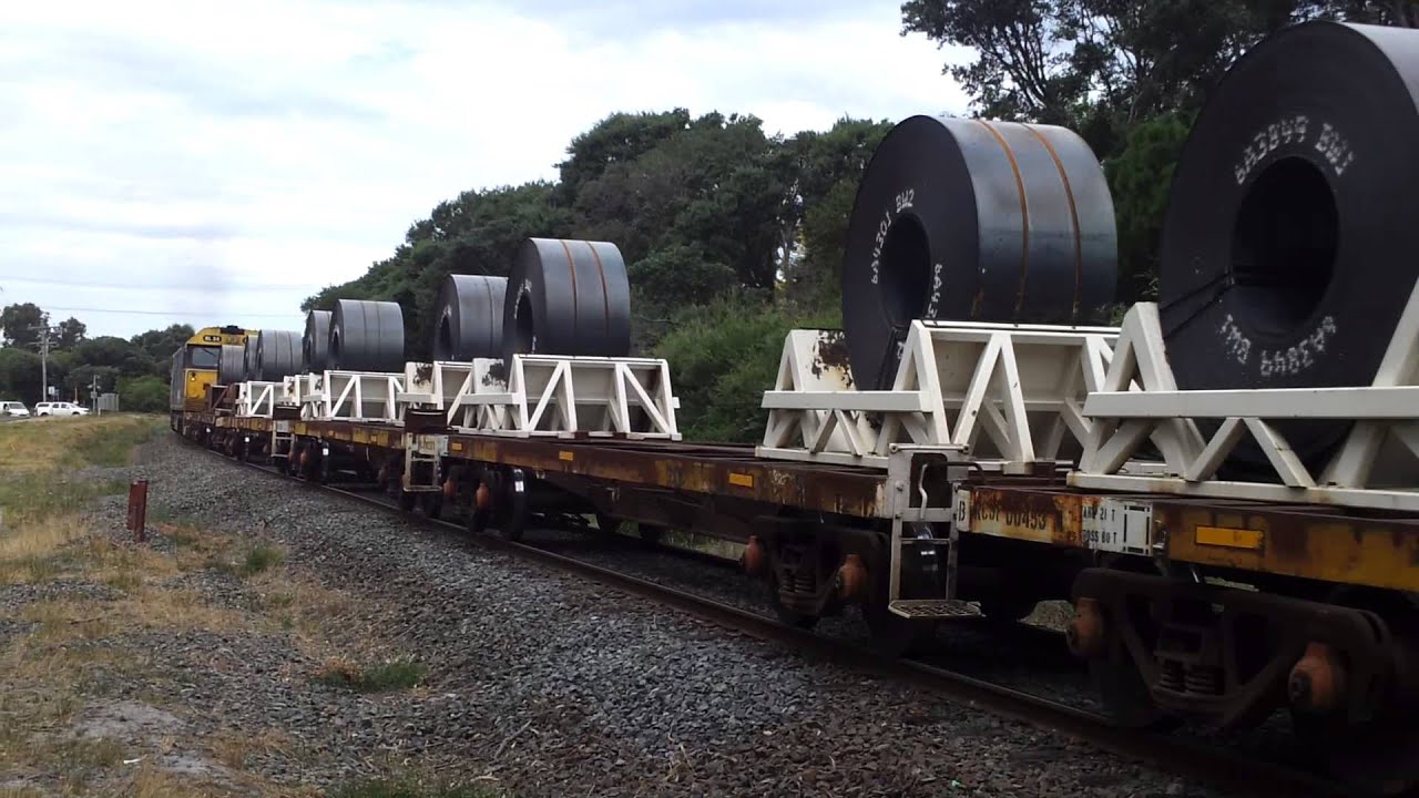 A79 on the long Island steel train - YouTube