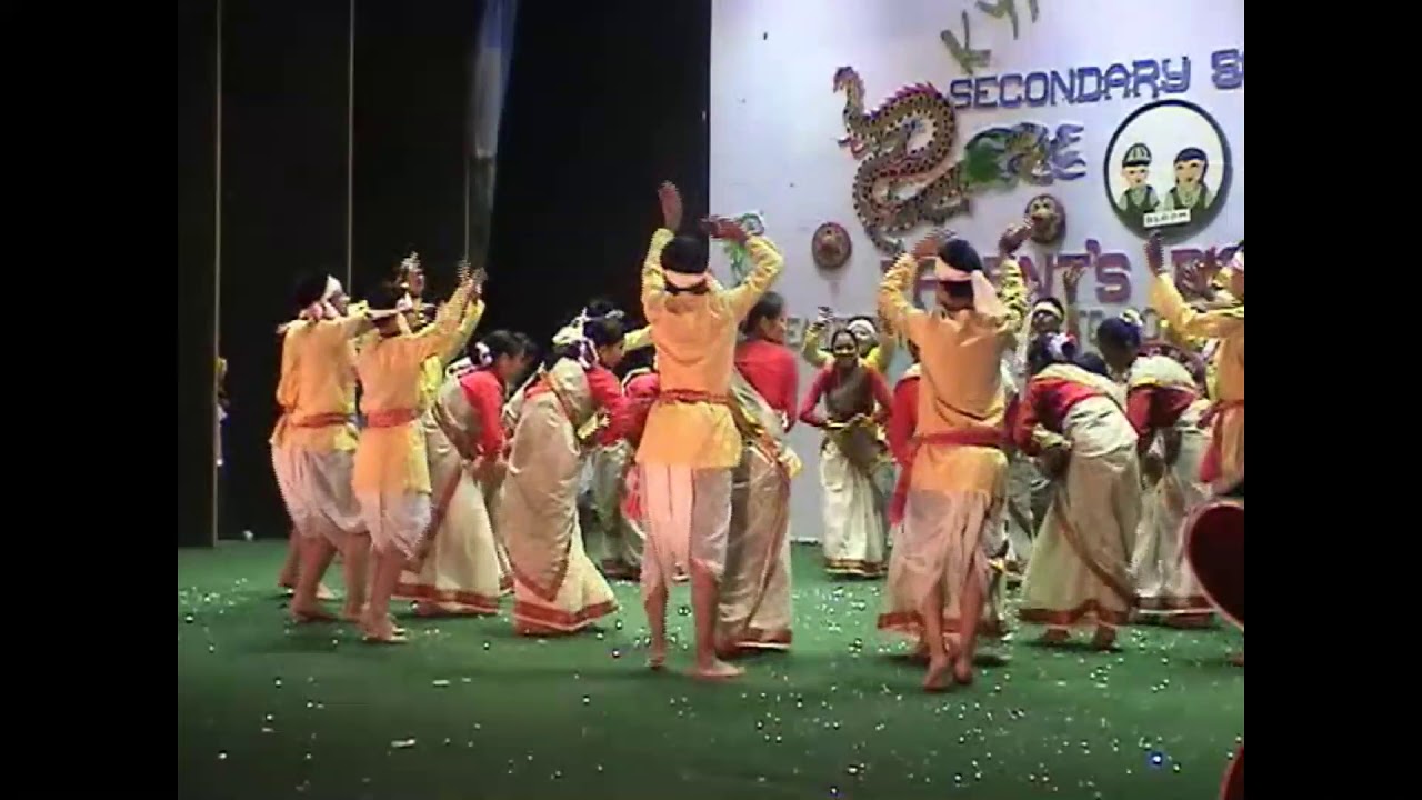 Assamese Traditional Dance - YouTube