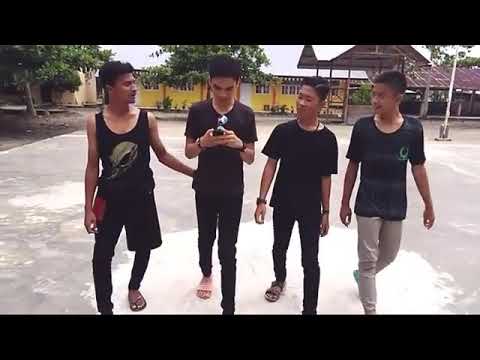 #Vidgram @dion180 (IG) Godain cewek cantik sexy montok lucu😍🤣🤣