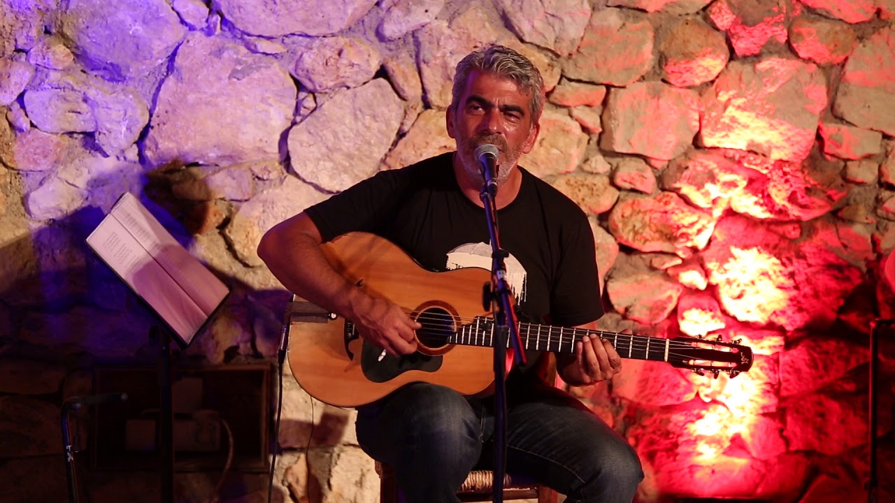 Μυθωδία-Δημήτρης Μυστακίδης-Τα παιδιά της γειτονιάς σου live - YouTube