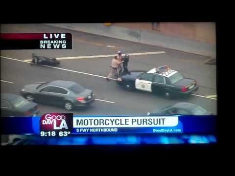 HIGH SPEED Los Angeles Motorcycle CHASE ENDS w/ FACE 2 FACE WITH ...