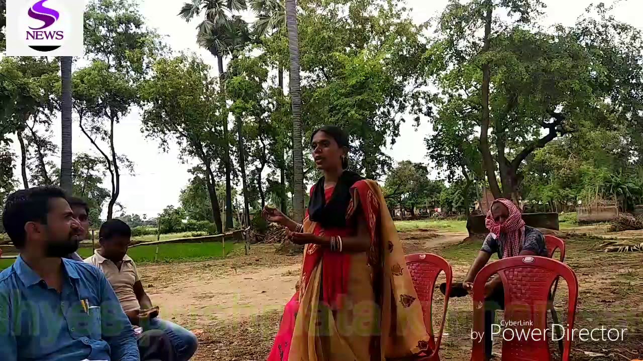 Rlsp ke mahila pakost ke Pradesh upadhyes pushplata kumari janta ko sambodhan karte huye. - YouTube