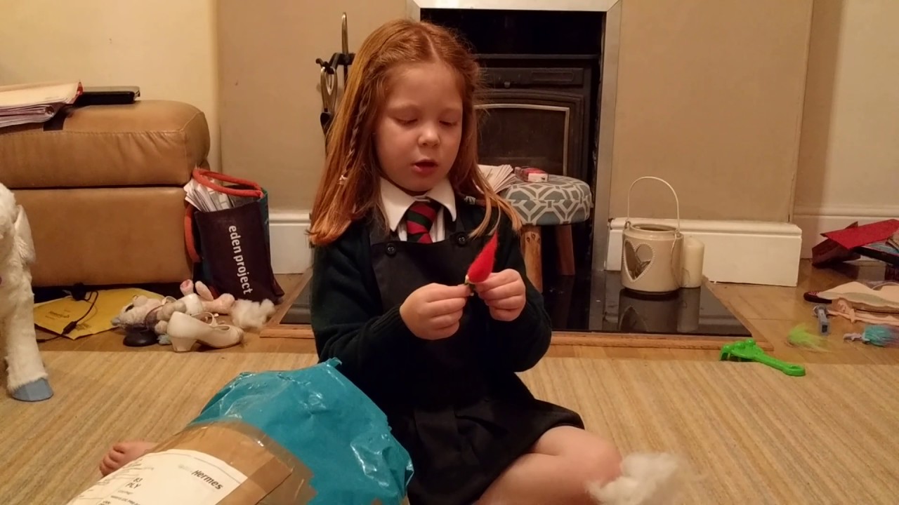 Daisy loves trolls. - YouTube