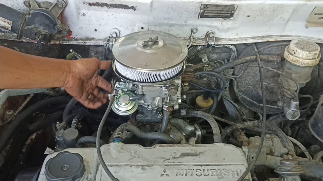 Mitsubishi lancer with Toyota 4k carburetor conversion - YouTube
