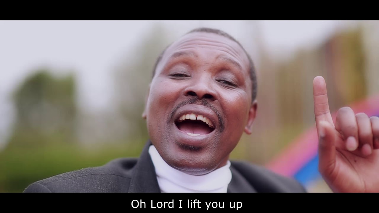 Pastor Ndirangu - Nindoka Mbere Yaku (Official Video) - YouTube