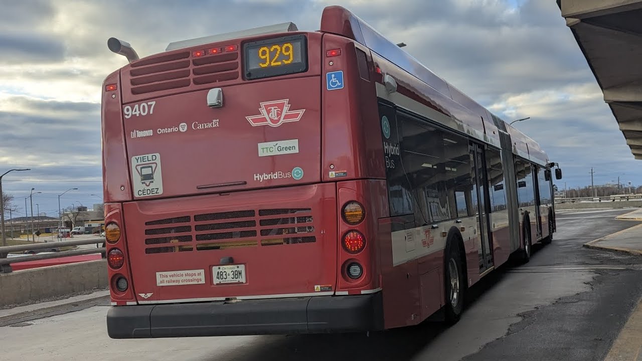 TTC NewFlyer XDE60 9407 on Route 929 Dufferin Express - YouTube