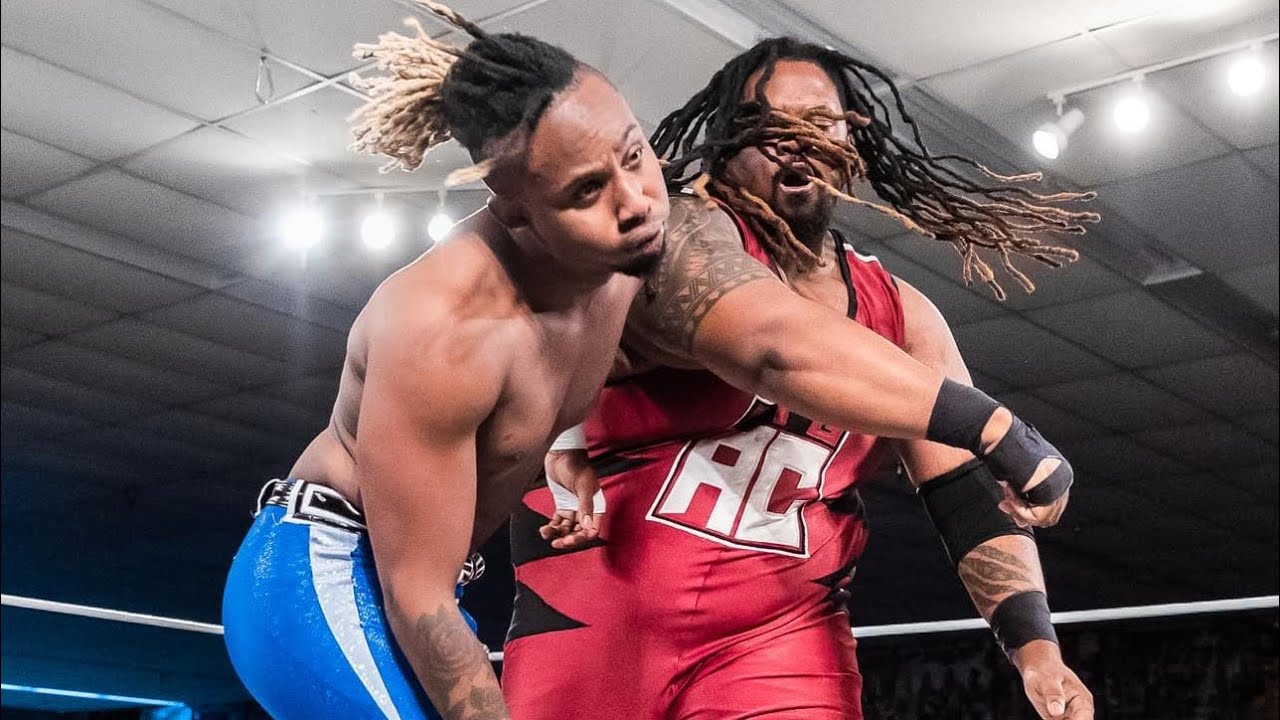 Big AC vs Alex Divine (MCW) - YouTube